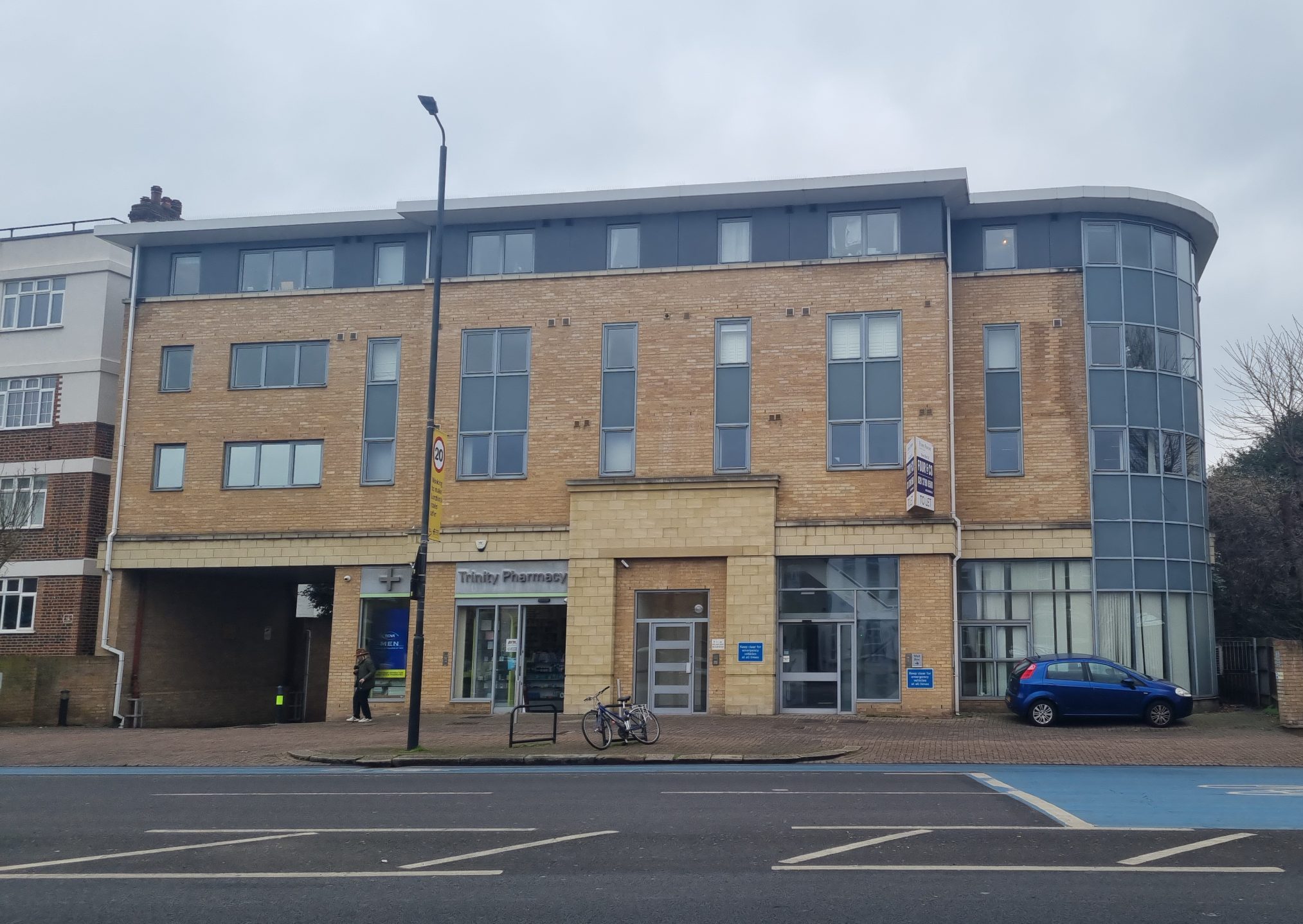Fitted Medical Space on Balham High Road Now Available - Medway and Law